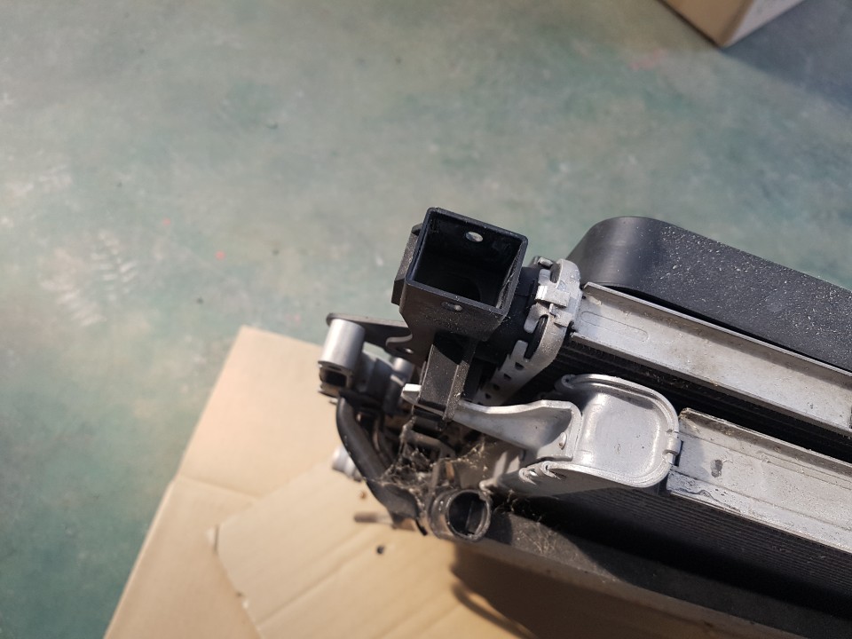 디스커버리스포츠.컨덴샤.라디에타.휀.휀커버.보조라디에타.팝니다 > 수입차중고부품 자동차부품 내부품 팔기 | 수입차중고부품 자동차 ...