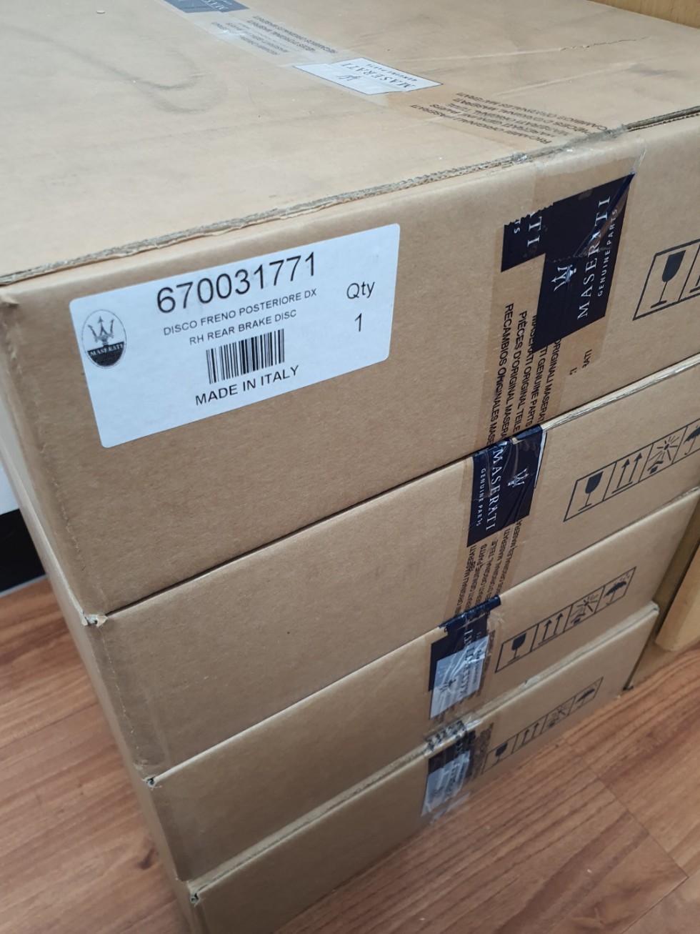 마세라티 기블리,콰트로포르테,르반떼 브레이크 패드/디스크 판매합니다. > 수입차중고부품 자동차부품 내부품 팔기 | 수입차중고부품 ...