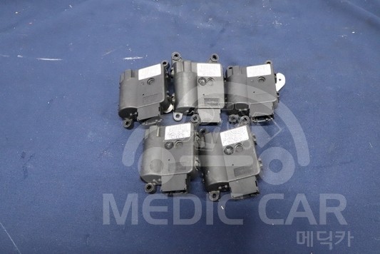 폭스바겐 파사트 에바 액츄레이터 561907511A 561907511B 561907511D 561907511E > 파사트[7세대 ...