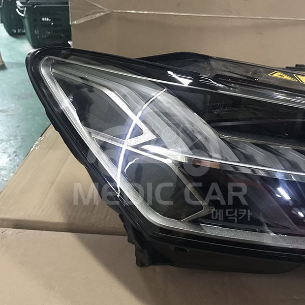 아우디 A7 라이트 4K8 2세대 전기 4K8941086 > A7[2세대][4G9][18~] | 수입차중고부품 자동차중고부품전문 ...